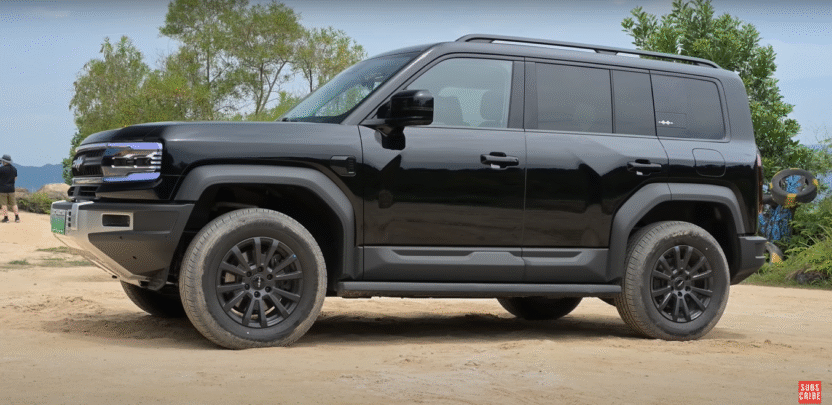 Top 10 Reasons to Buy 2025 Denza B5: Hybrid SUV Powerhouse