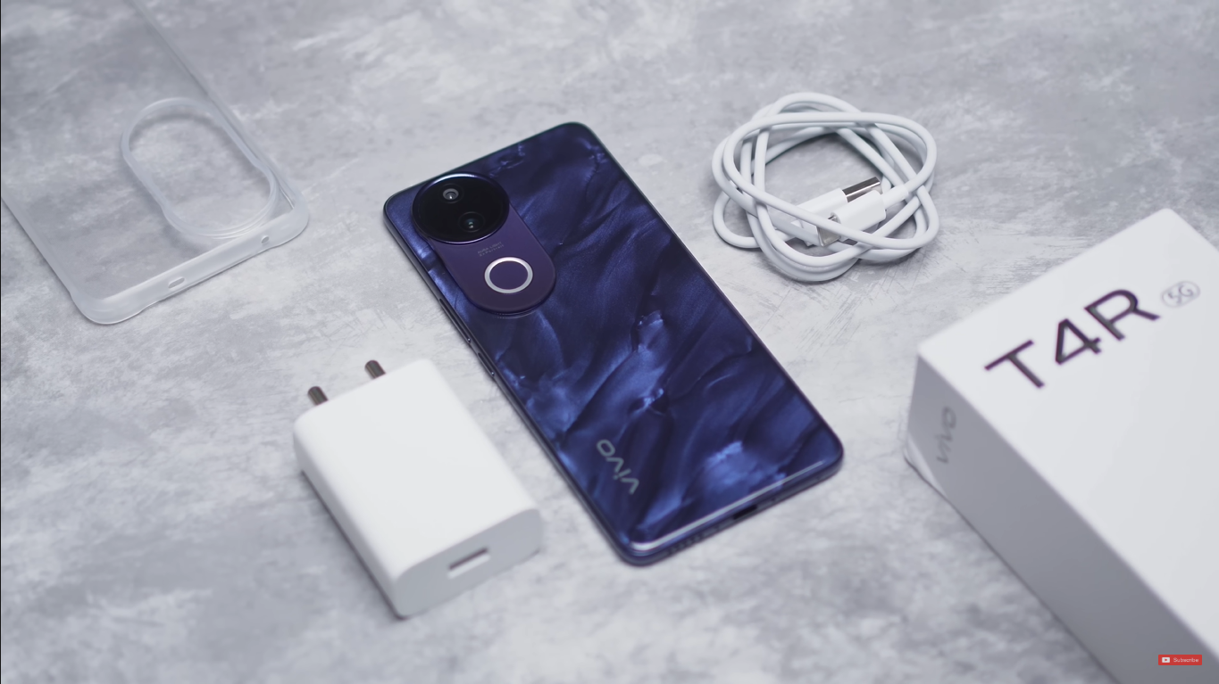 Top 5 Compact Smartphones 2025: Small Size, Flagship Power
