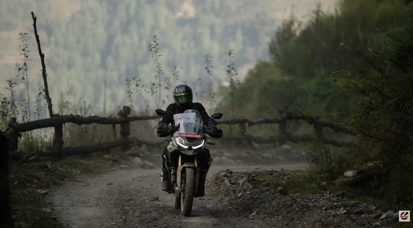 TVS Apache RTX 300 Review 2025: Price, Specs, Ride Test & Verdict